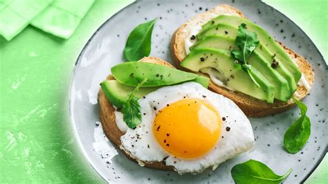 3 tostadas de aguacate que son perfectas para el brunch Gastrolab España