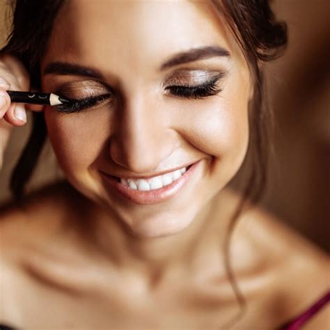 Consejos Para Elegir El Maquillaje Perfecto Para Una Invitada De Boda