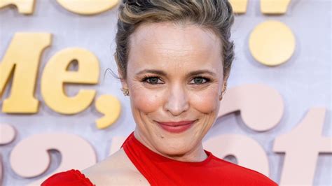 Rachel McAdams Shows Off Armpit Hair In New Barely Edited Photos