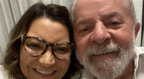 Quem é a esposa de LULA Quem é JANJA O que Janja faz Saiba tudo