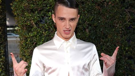 Pol Granch en los Latin Grammy y cómo se creó el look del que todo el
