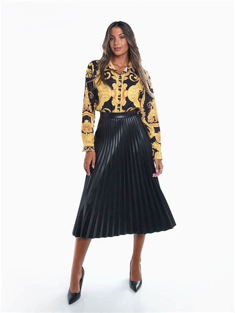 Falda Midi Plisada Negra Efecto Piel