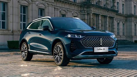 Le auto ibride plug in del 2024 che fanno più strada in elettrico