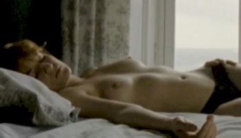 Florence Welch From Florence The Machine Topless The Nip Slip