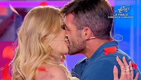 La Scelta Di Nicole Santinelli A Uomini E Donne Carlo Alberto Mancini