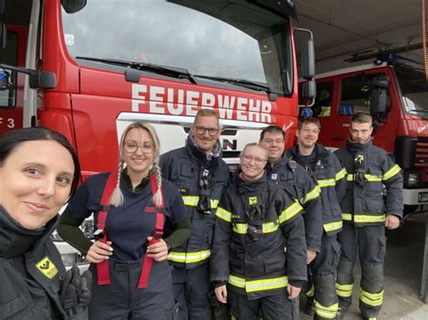 Freiwillige Feuerwehr Pfaffst Tten Bsw Osterfeuer