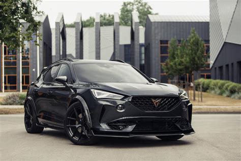 Cupra Formentor VZ Con Kit De Fuselaje Ancho Y Airride De Pro Tuning