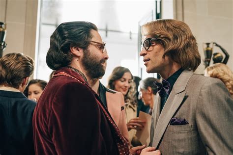 Becoming Karl Lagerfeld cinq choses à savoir sur la série mode la plus