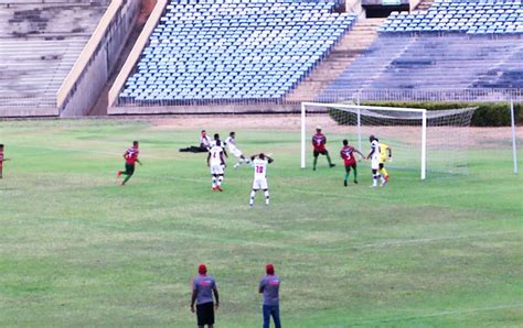 Análise em 1º grande teste da temporada Fluminense PI não marca mas