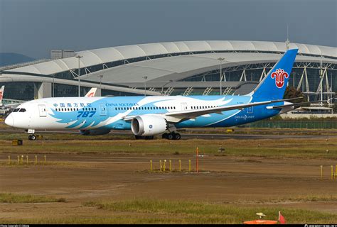 B 1293 China Southern Airlines Boeing 787 9 Dreamliner Photo By CWong