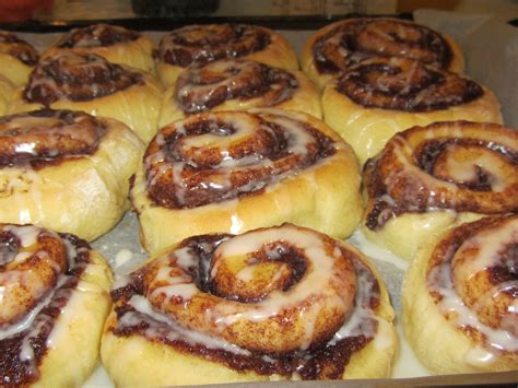 Cinnamon Rolls Pužići s cimetom Coolinarika