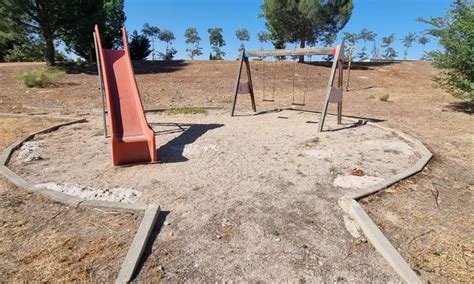 Adjudicadas las obras de renovación de ocho zonas de juegos infantiles