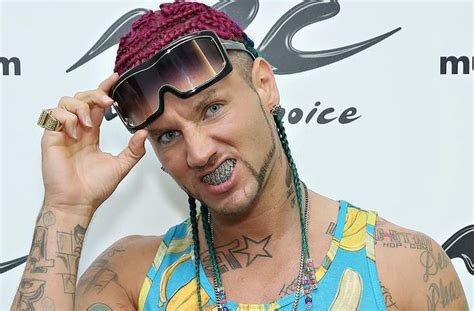 15 Best White Rappers Of All Time Singersroom