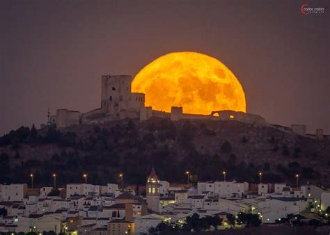 Superluna de esturión la luna llena de agosto 2023 cuándo a qué hora