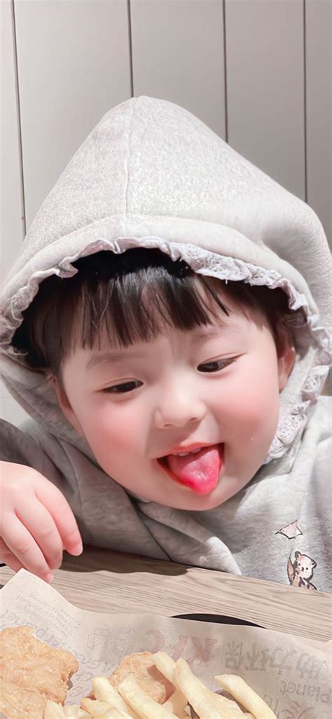 H Nh Em B Cute B C Nh Tuy T P S L Y L Ng B N Click Ngay