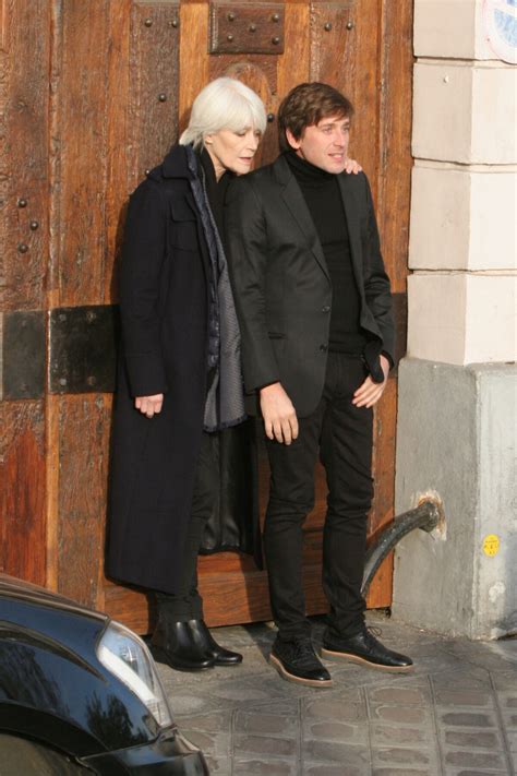 Photo Exclusif Françoise Hardy et son fils Thomas Dutronc se