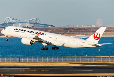 JA05XJ Japan Airlines Airbus A350 941 Photo By LUSU ID 1383530