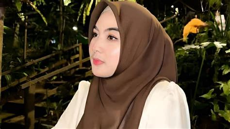 Semakin ViralJanda Desa Neng Ai Tini Berparas Cantik Bak Artis Janda