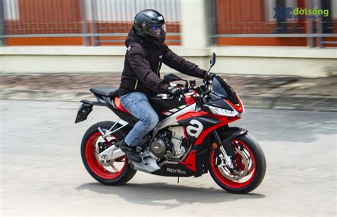 Nh Gi Aprilia Tuono Naked Bike H Ng Trung Si U T Nh Ng