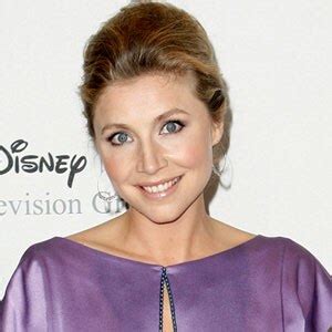 Sarah Chalke Fakes Shania Twain Fake S Blog