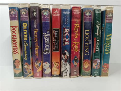 Lot Of 21 Walt Disney VHS Tapes Movies Masterpiece Collection Black