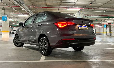 Cronos CVT S Design preço de entrada e itens de top Avaliação