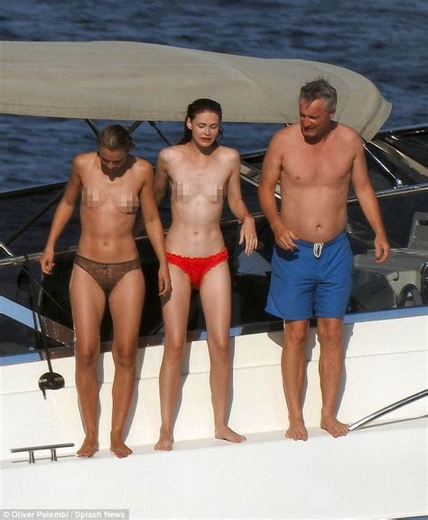 Topless Frauen Auf Booten Hoher Kalifornien