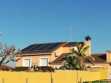 kit solar de autoconsumo doméstico New Energy Renovables