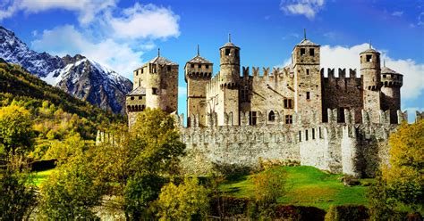 Il Castello Di Fenis Una Meraviglia Da Scoprire In Valle D Aosta