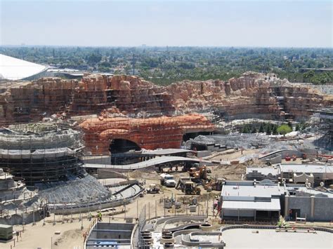 Behind The Wall Radiator Springs Racers At Disney California Adventure