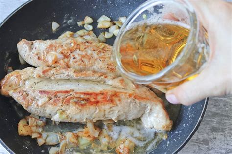 Solomillo De Cerdo A La Cerveza Muy Tierno Y Perfecto Con La Salsa