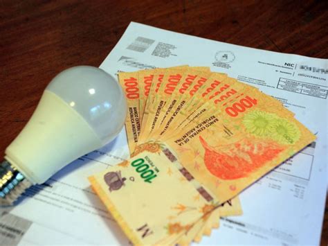 Luz y gas vence este miércoles el plazo para registrarse en el RASE y