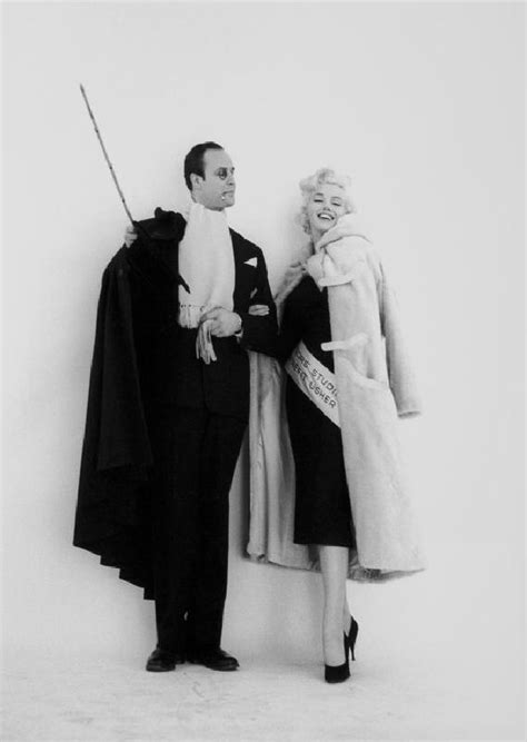 Pictures Of Marlon Brando And Marilyn Monroe Promoting The Actors