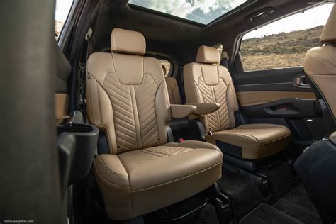 2025 Kia Sorento Xpro Stunning HD Photos Videos Specs Features