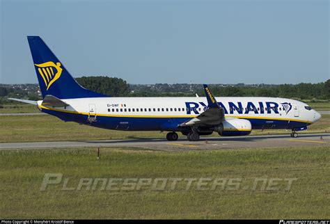EI DWF Ryanair Boeing 737 8AS WL Photo by Menyhért Kristóf Bence ID