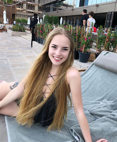 Picture Of Oksana Neveselaya