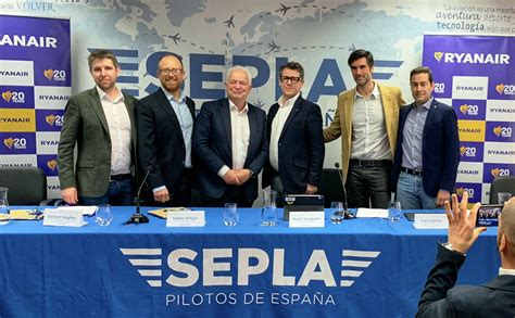 Sepla y Ryanair firman un histórico I Convenio Colectivo de los pilotos