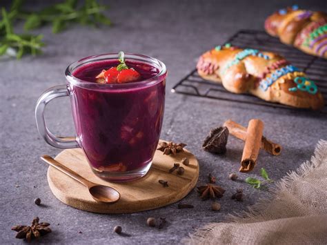 Festival de la colada morada en conmemoración por el día de los