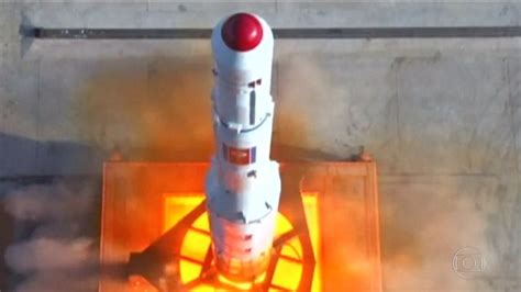 Coreia do Norte diz que conseguiu colocar seu 1º satélite espião em