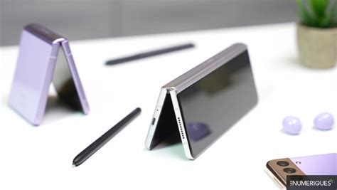 Les premières photos officielles des smartphones pliables Galaxy Z Flip