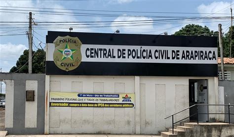 Homem é preso após tentar invadir a casa e fazer disparo de arma de