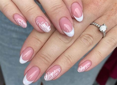 Unhas claras francesinha 25 ideias para uma unha clássica e chic