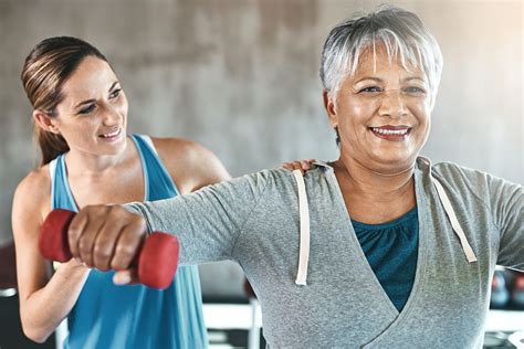 Benefícios dos Exercícios Físicos na Terceira Idade Instituto Nelson