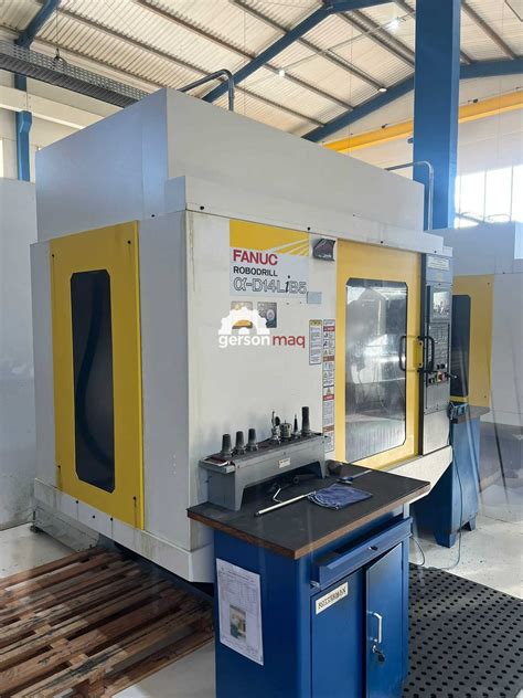 CENTRO DE USINAGEM HIGH SPEED FANUC ROBODRILL A D14LiB5 Ano 2017 Em