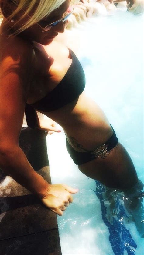 Toutes Les Photos D Am Lie Neten Nue Et Seins Nus