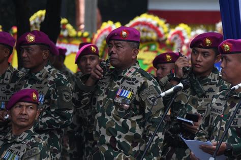 RIBUAN PRAJURIT PASMAR 1 IKUTI UPACARA PERINGATAN HUT KE 77 KORPS