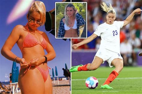 England Lioness Lauren Hemp S Instagram Snaps And How She Ll Giggle