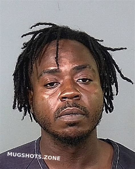 MARCDONIS CLAUDY 10 18 2022 Manatee County Mugshots Zone