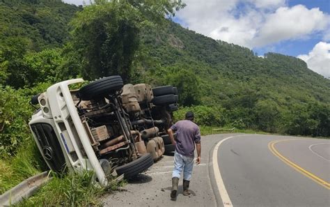 Carreta Tomba Na Br Em Ibirama Misturebas News