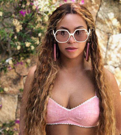 Beyoncé Access on Twitter Comente o alfabeto ou conte de um a cem I